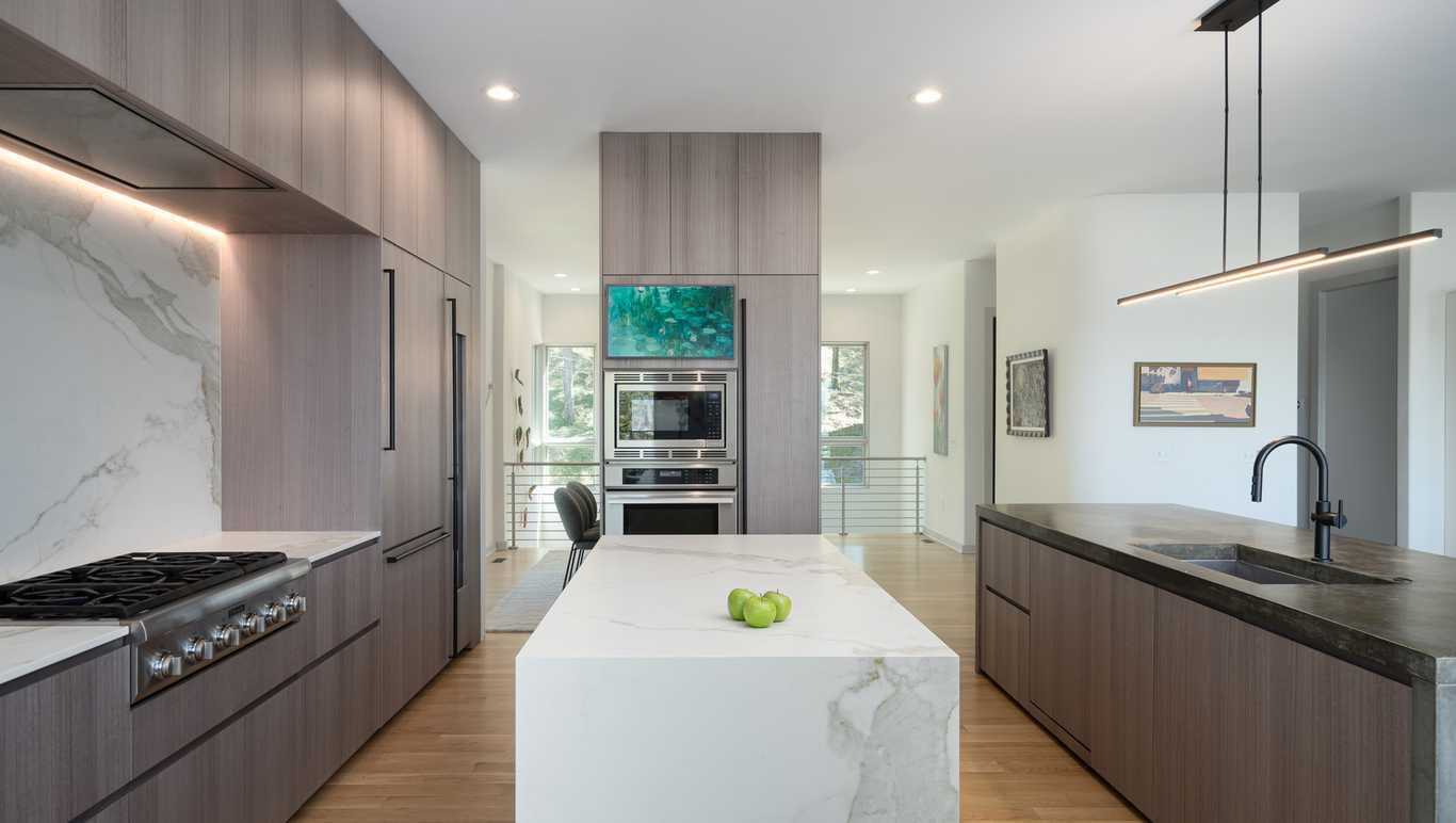 A Modern Kitchen Makeover in Mt. Adams, Cincinnati | NOLI